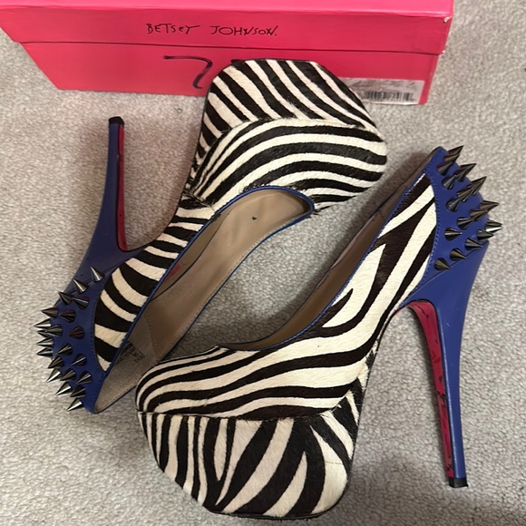 Betsey Johnson | Shoes | Used Betsey Johnson Grace Platform Heel W Zebra Print Blu Leather Size ...